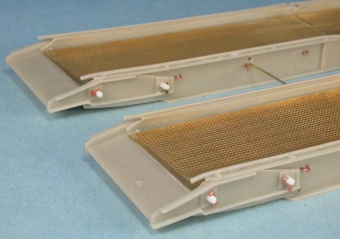 US M2 treadway floating bridge