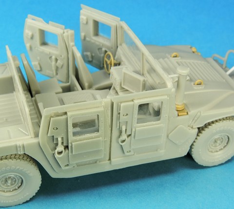 M1114 armoured HMMWV Humvee base Tamiya